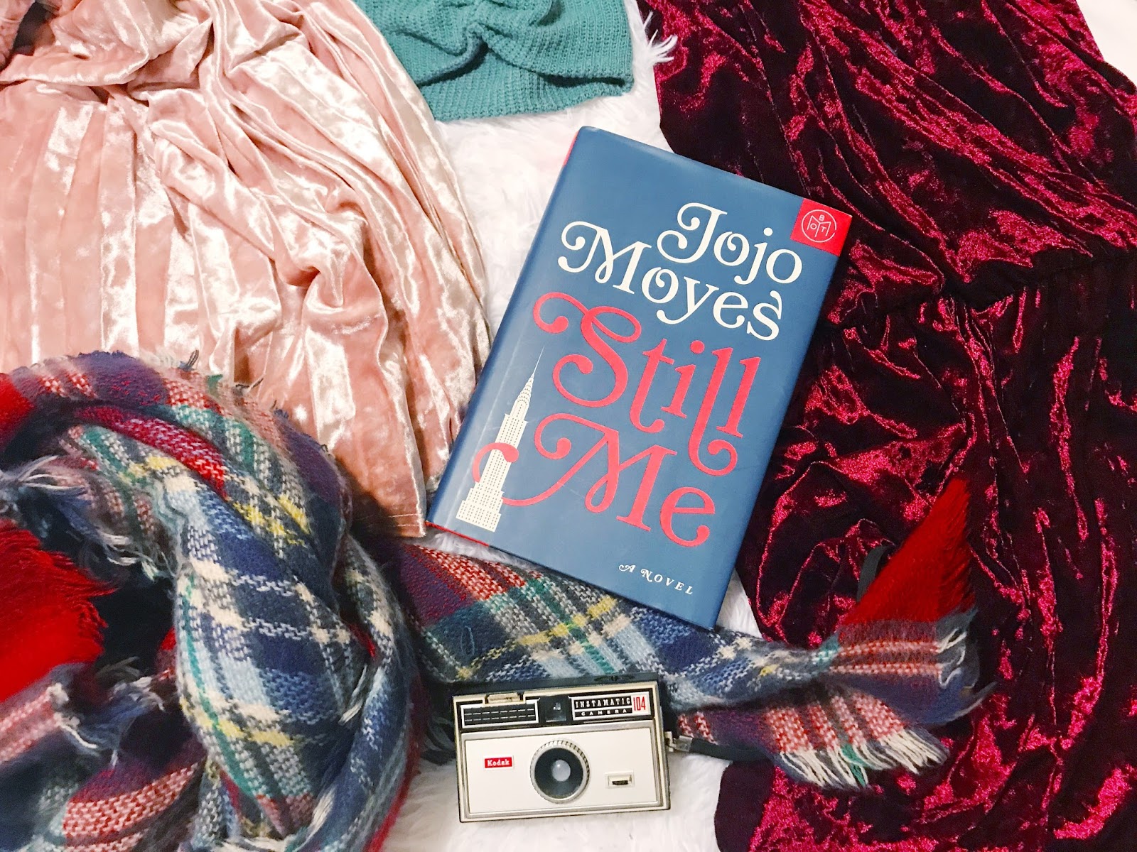 Book Review: Still Me by Jojo Moyes - A Paper Arrow