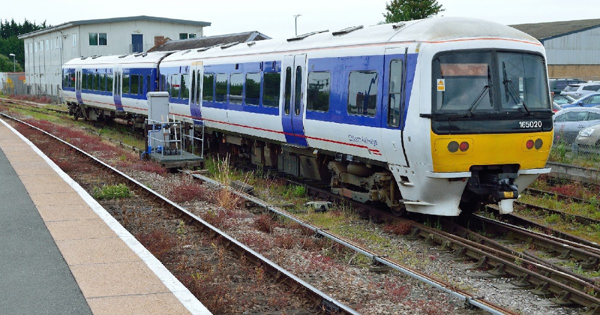 'Along These Tracks' Train Photos Site : Photo Class 165020 Chiltern ...