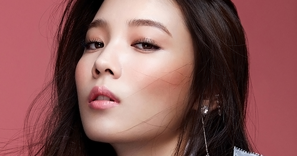 Kpop - Yoon So Hee Is A Sweet Doll In 'Cosmopolitan'! | Kpop News And ...