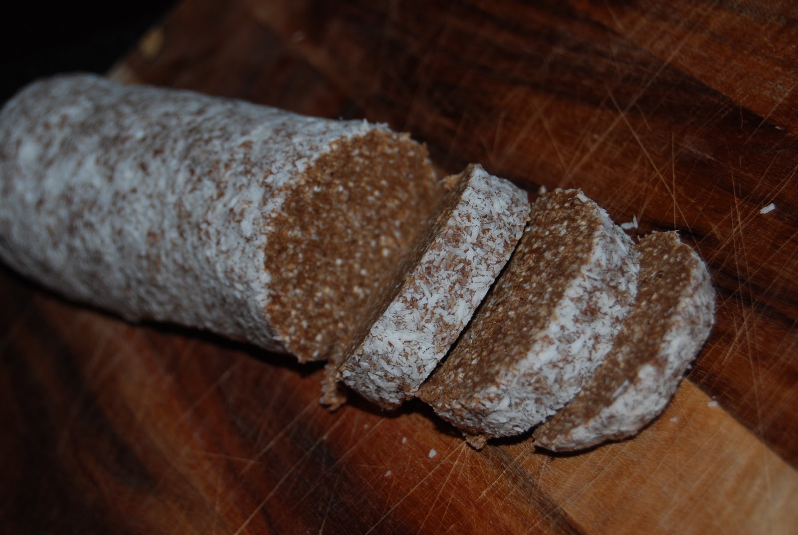 House Wife Home Life: Choc Mint Truffle Log