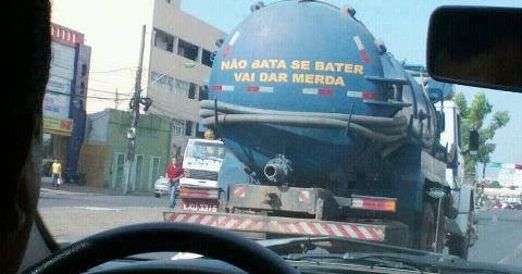 FILÉS MINIONS: VAI DAR MERDA...