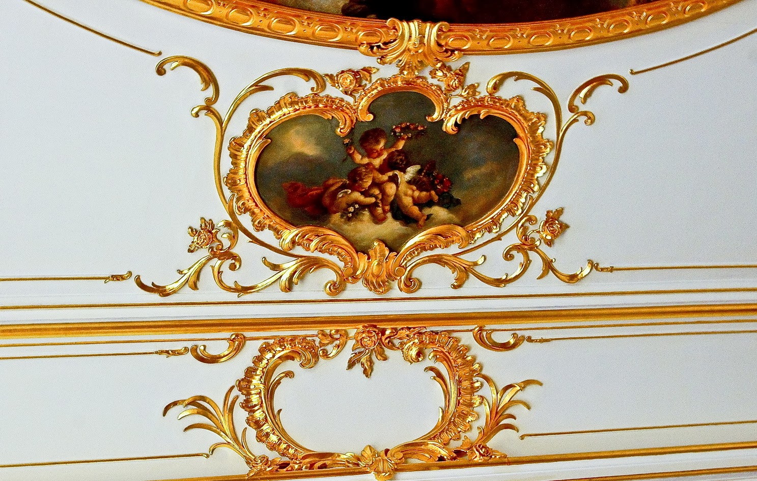 loveisspeed.......: The Catherine Palace is a Rococo palace located in ...