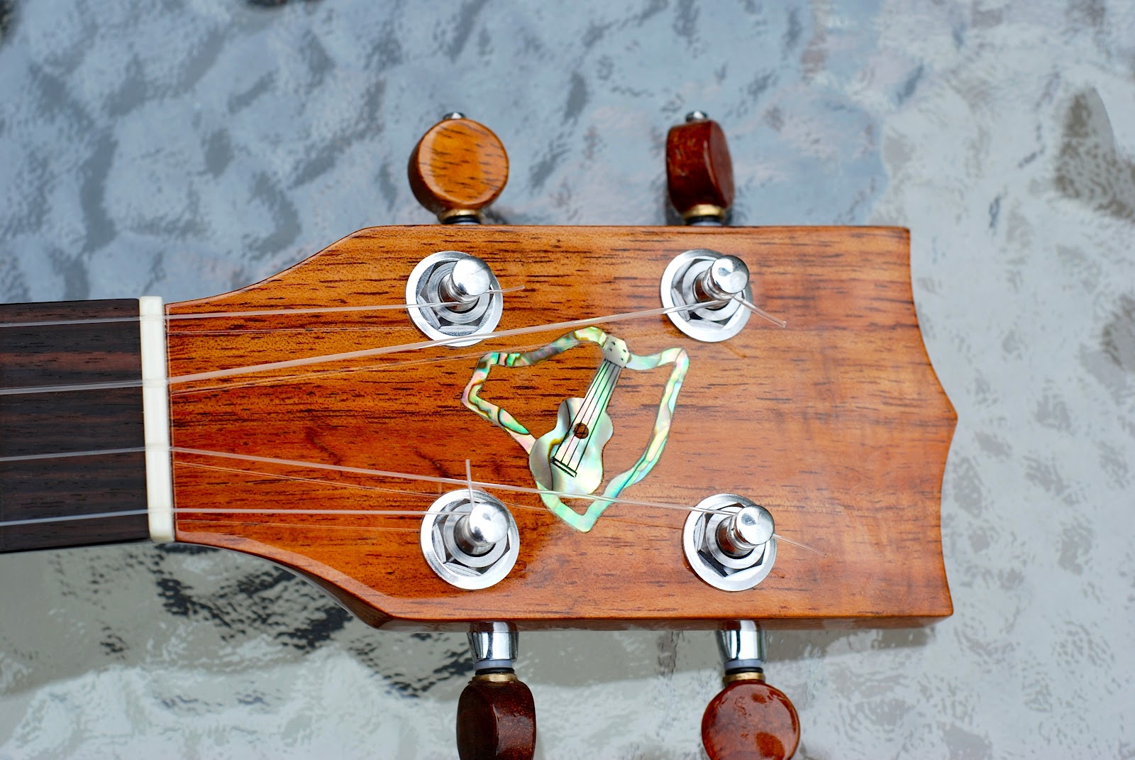 Big Island Koa Traditional Concert ukulele - REVIEW