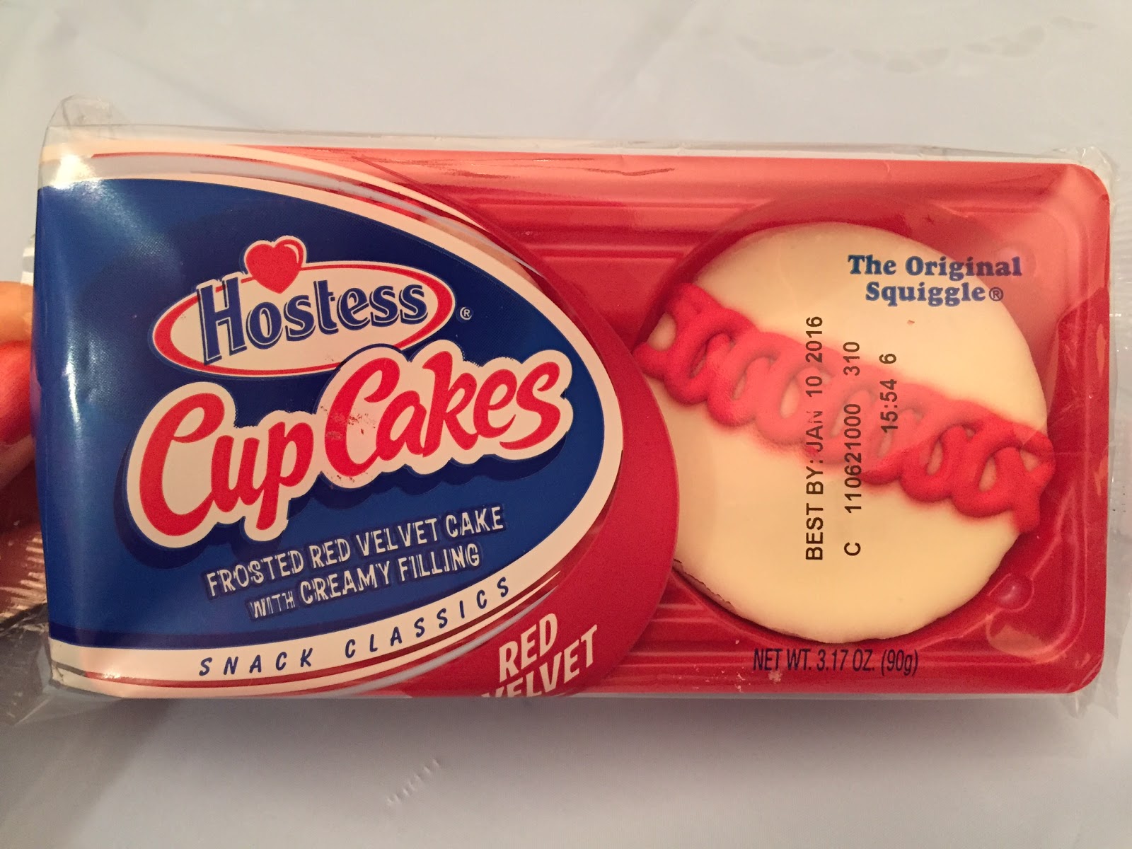 Hostess Red Velvet CupCake / ホステス レッドベルベット カップケーキ ~ I'm Made of Sugar ...