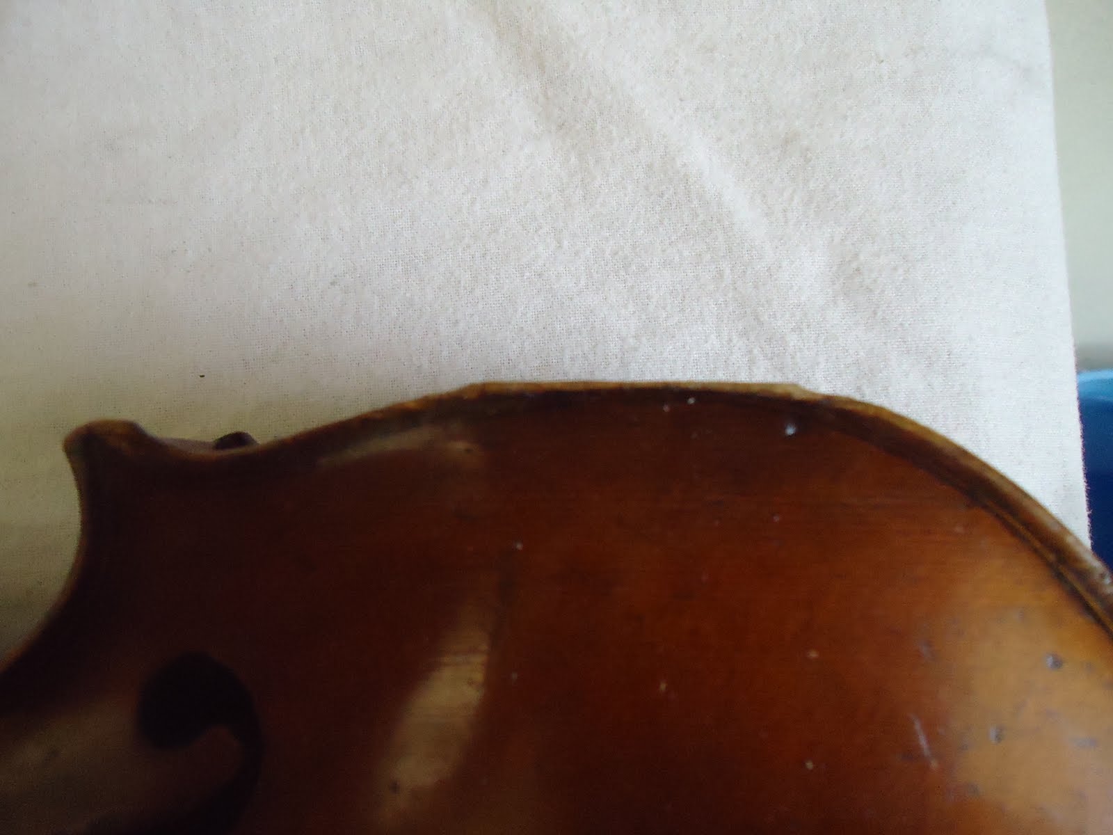 VIOLIN RESTORATION AND REPAIR