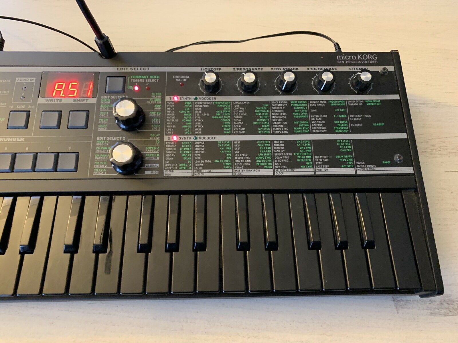 MATRIXSYNTH: Korg MicroKORG Synthesizer Vocoder Limited Edition BLACK