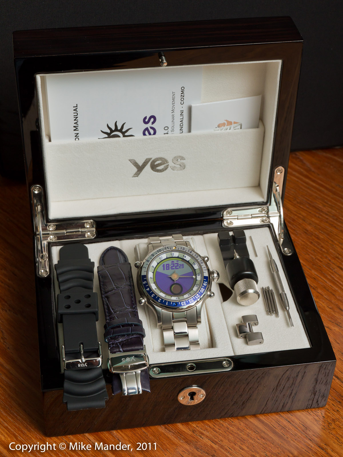 Mike Mander's Photo & Imaging Blog: Random Post: Yes Watch