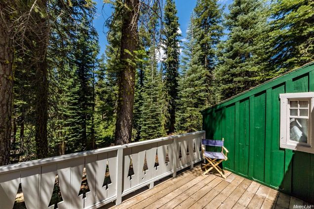 TINY HOUSE TOWN: 500 Sq Ft Forest Service Cabin