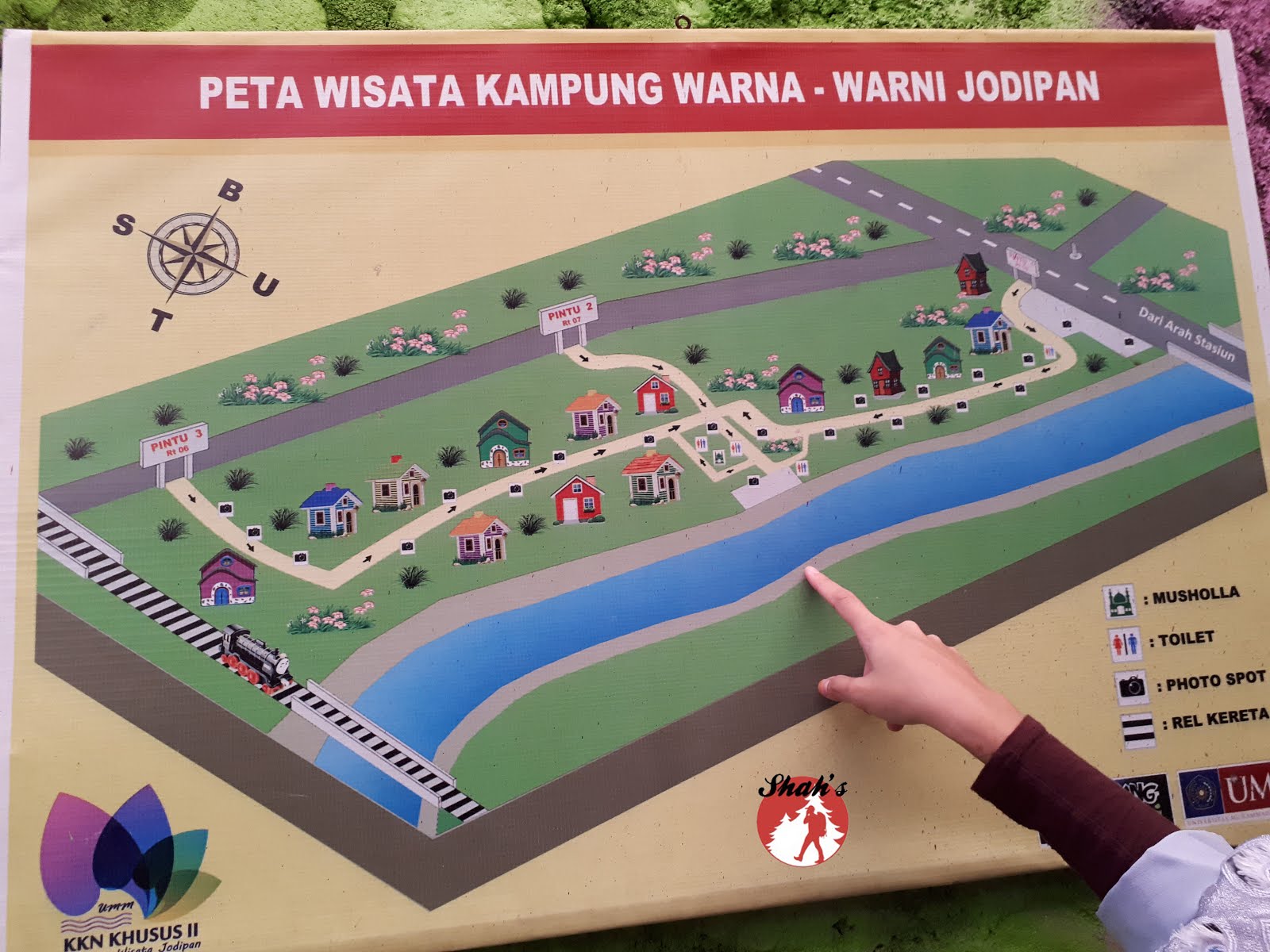 Shah's Travel Diary: Surabaya Travelicious (Part 22) - Kampung Warna ...