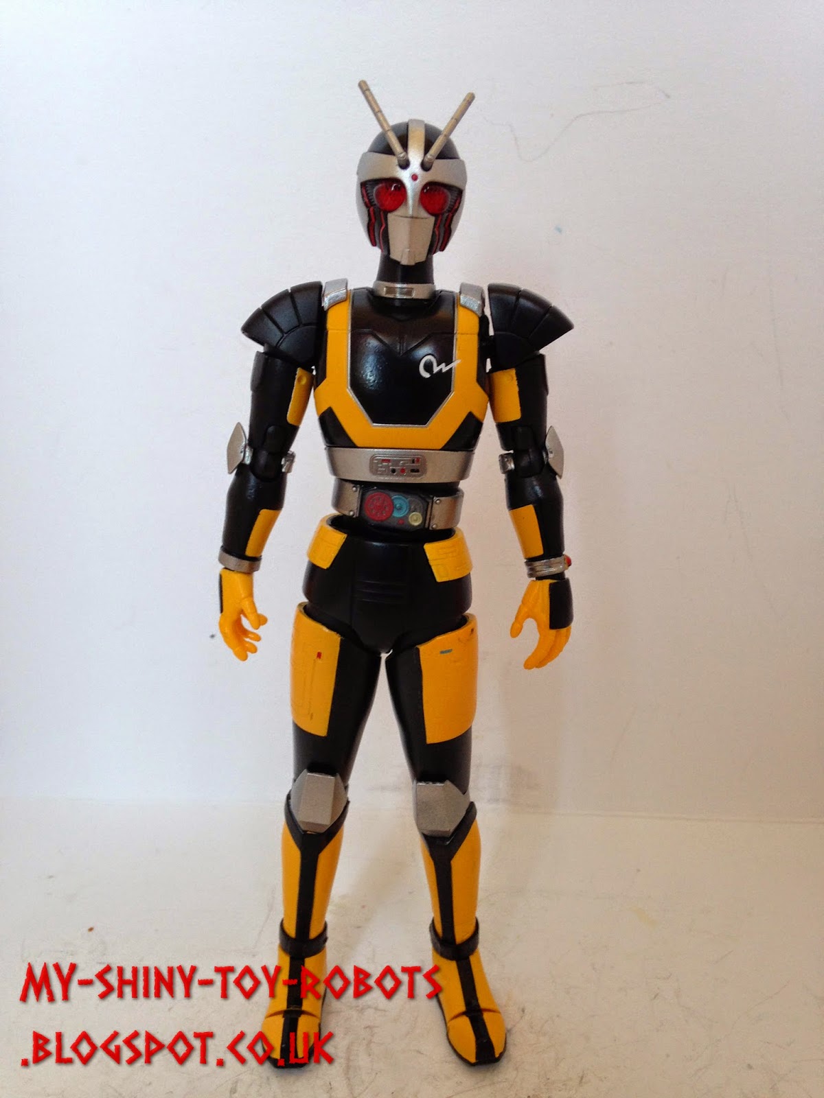 My Shiny Toy Robots: Toybox REVIEW: S.H. Figuarts Roborider