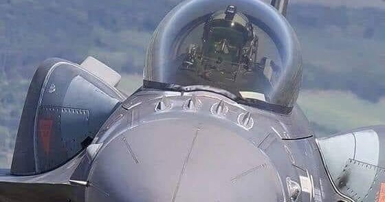 Asian Defence News: F-16 Gear in transit