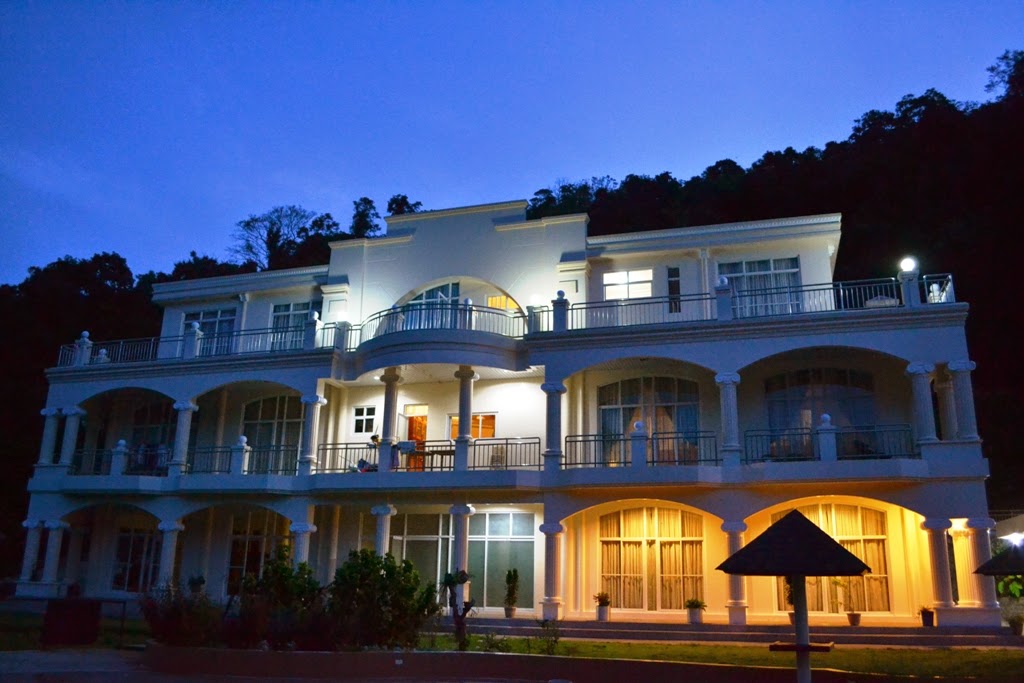 DocFun - d Dr. of Fun & Adventure - Bucketeering at its Finest!: ASIN ...