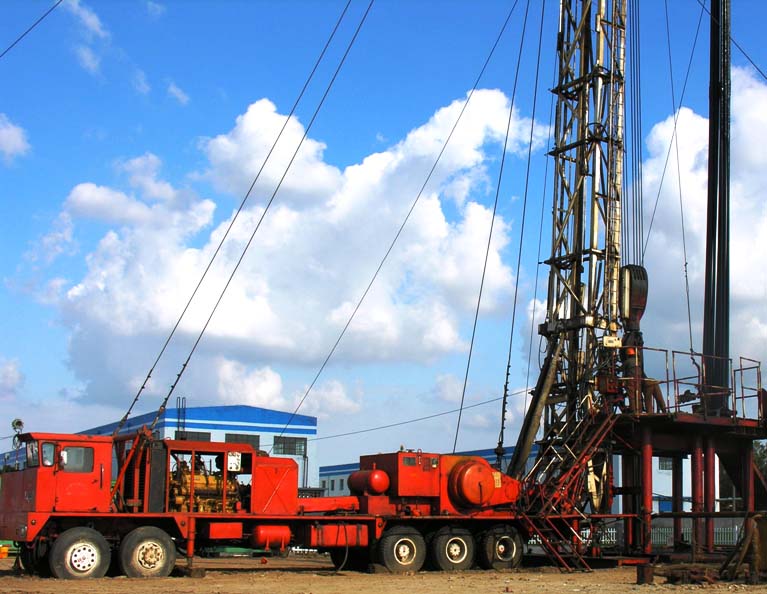 Catatan si Wiro Sableng: Sekelumit tentang Rig Pengeboran