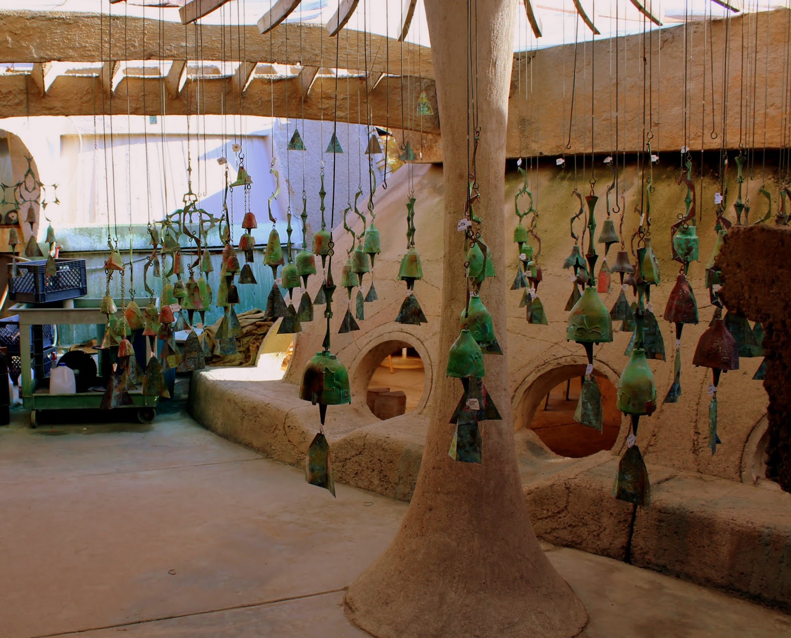 The Murray Chronicles : Cosanti Bells