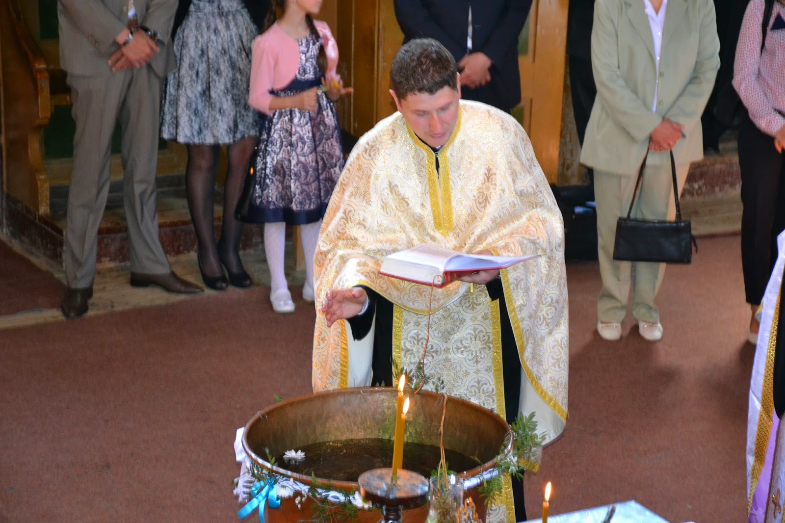 Dar!: Botezul pruncilor David-Ciprian si Stefan-Ioan, Manastirea Nicula