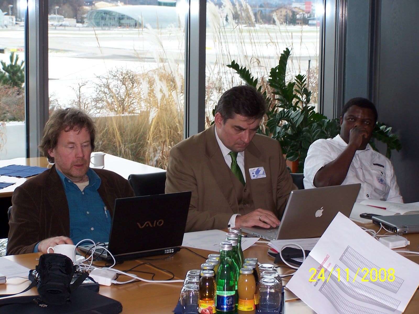 Dr Samuel Chindaro' s Blog: BIOMETRICS ELECTIONS IN ZIMBABWE: A MARCH ...