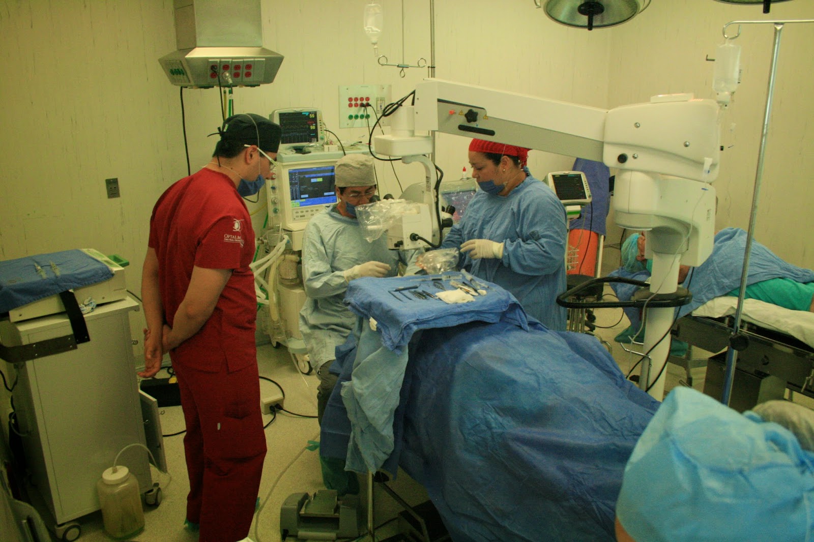 elparedonjqn: PREPARA IMSS JORNADAS DE CIRUGÍAS DE CATARATA EN EL ...