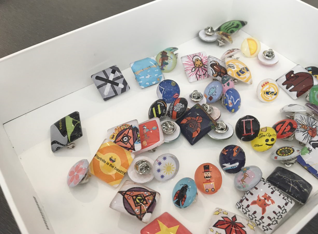 Pin-Making Workshop | Graphic Basics | Artelier H³