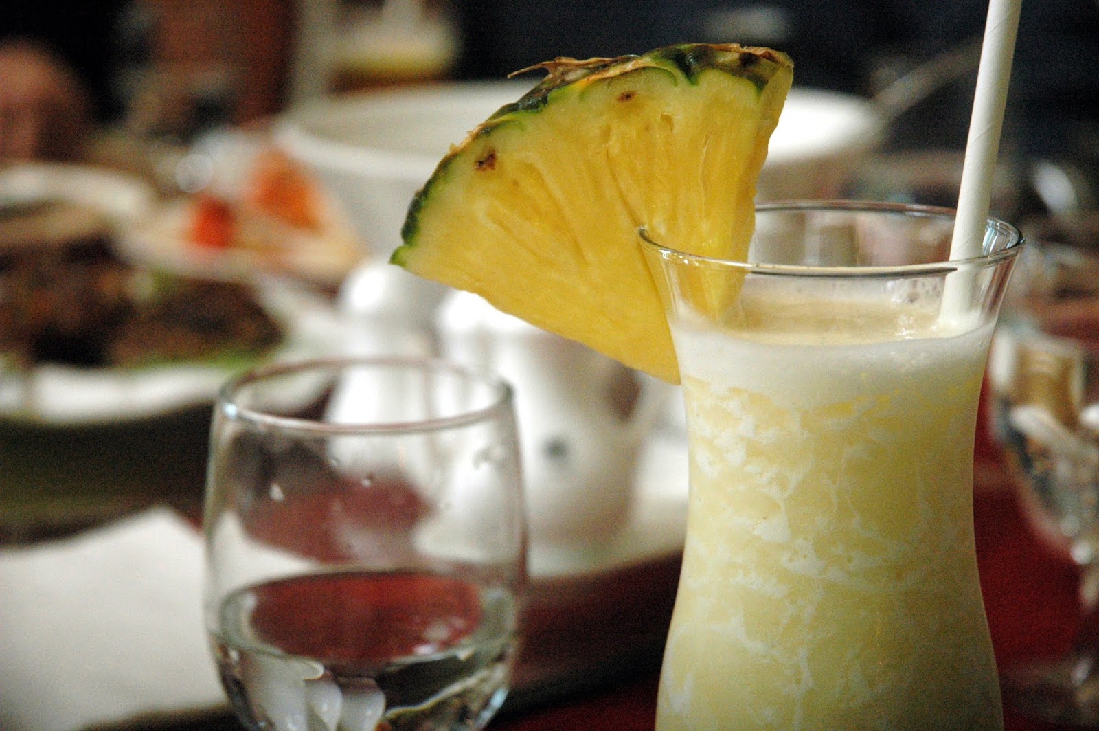 DUDE FOR FOOD: A Chinese Lauriat at Diamond Hotel's Corniche