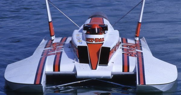 Pay 'n Pak Racing History: Challengers ready for 1982 unlimited ...