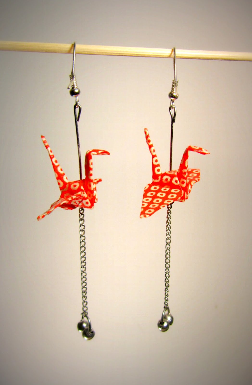 Kitsune, Le Renard Qui Passe: Boucles d'oreilles Origami en papier ...