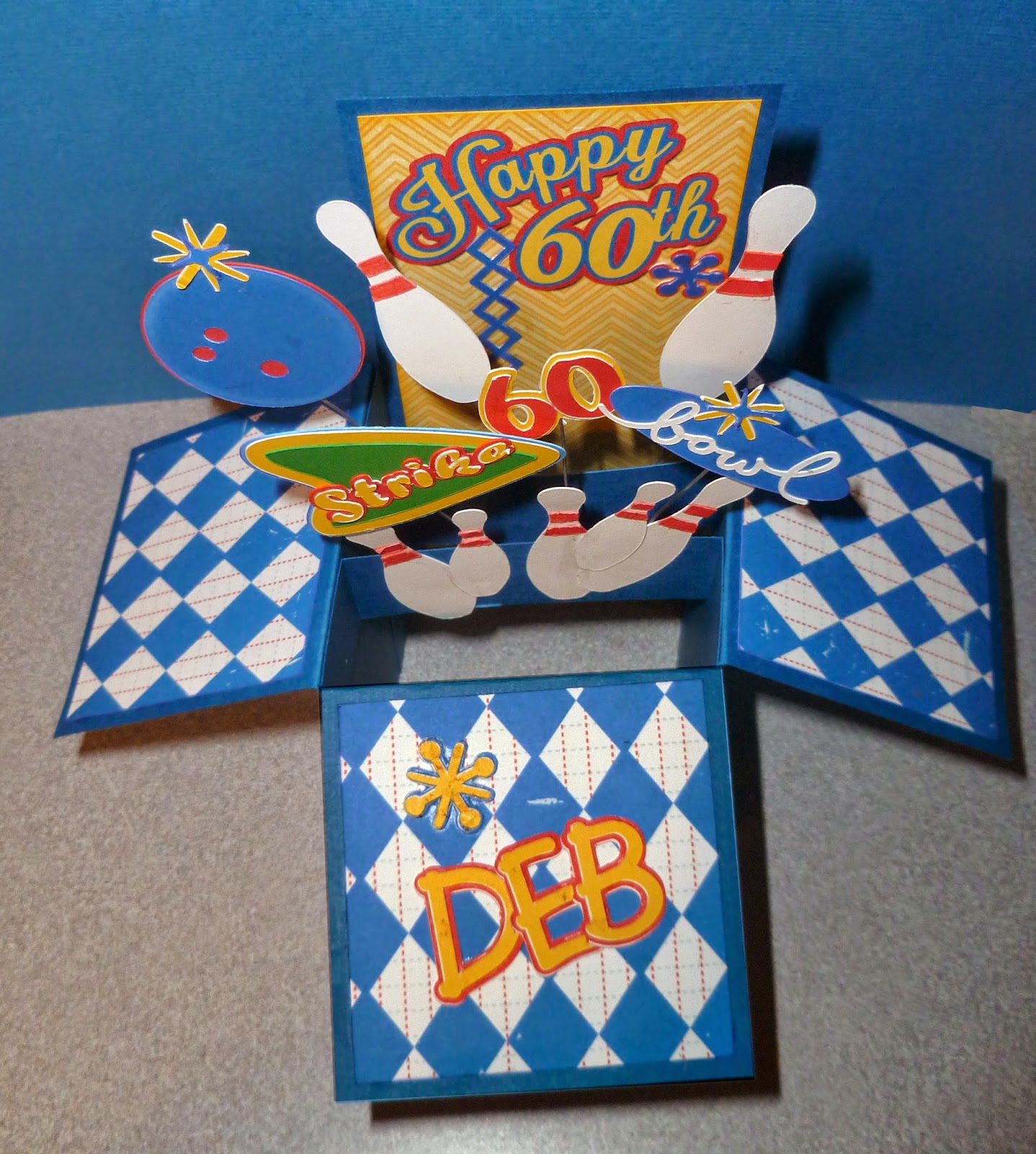 Deb's Crafty Side: Pop-Up Box Cards (or Card in a Box)