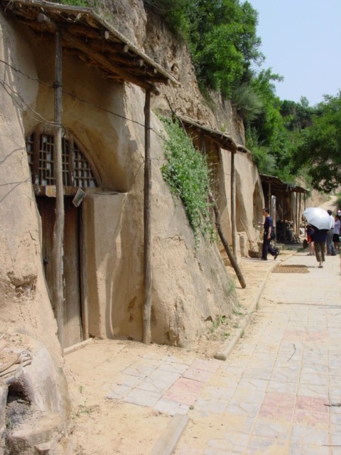 Monster Bego: Manusia Goa di Yaodong, China