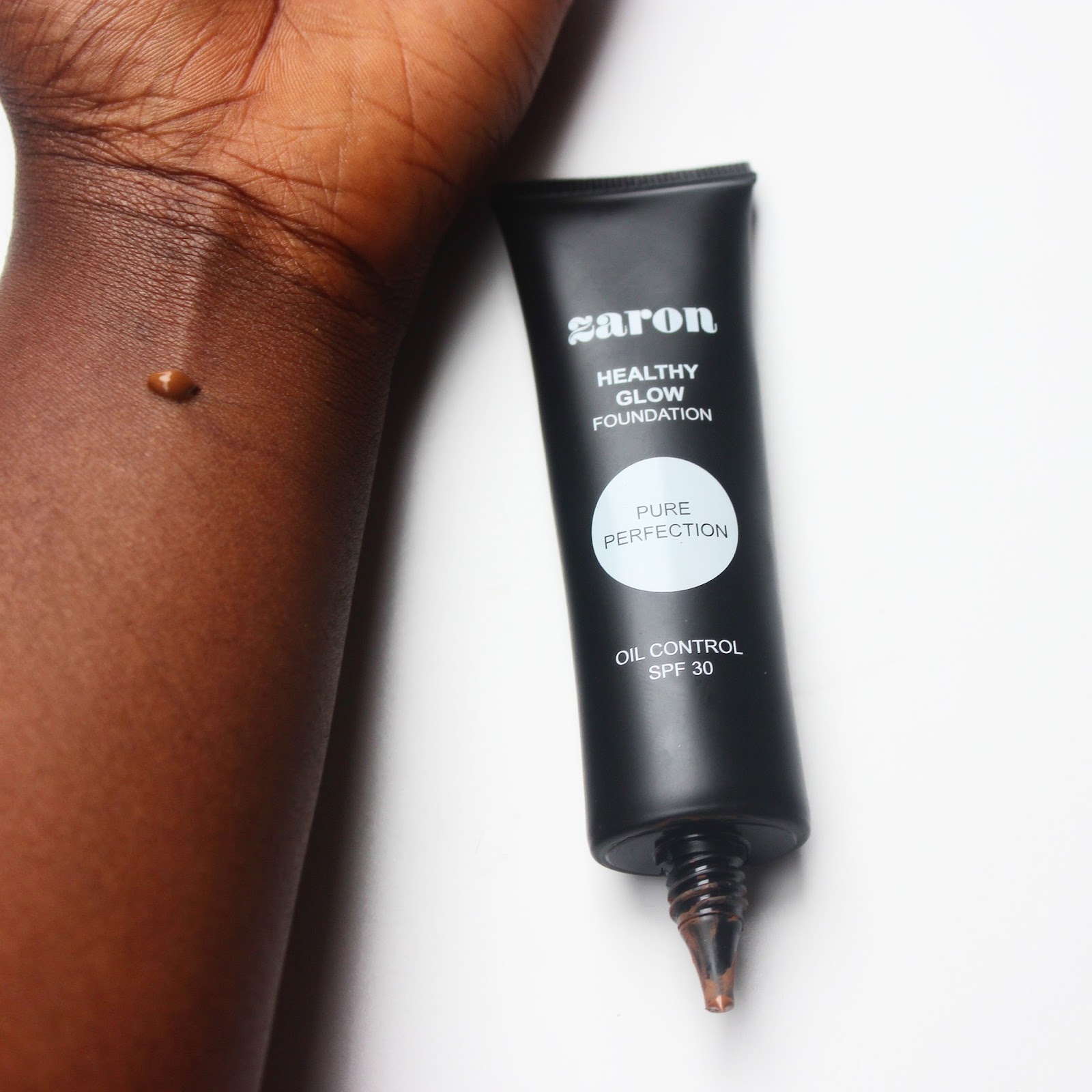 ZARON HEALTHY GLOW FOUNDATION | THE BEAUTY INSTIGATOR