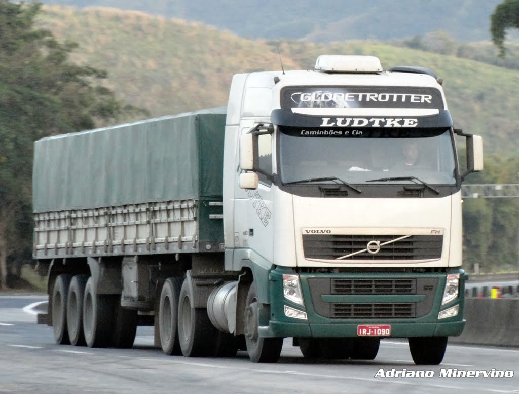 Caminhões Brasil e Cia: Volvo - FH 440