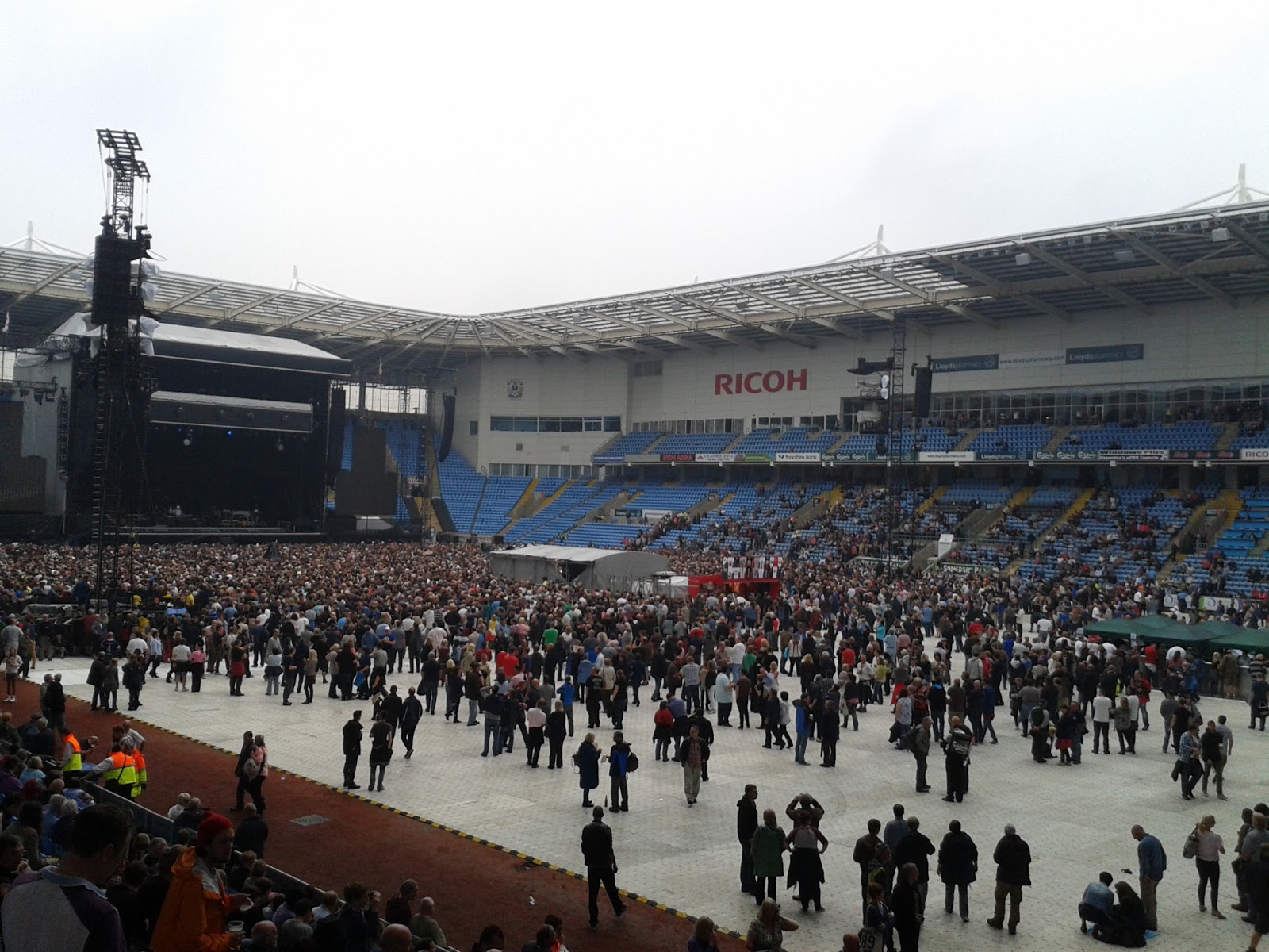 The Glass Walking-Stick: Post no. 700: Bruce Springsteen at Ricoh Arena ...