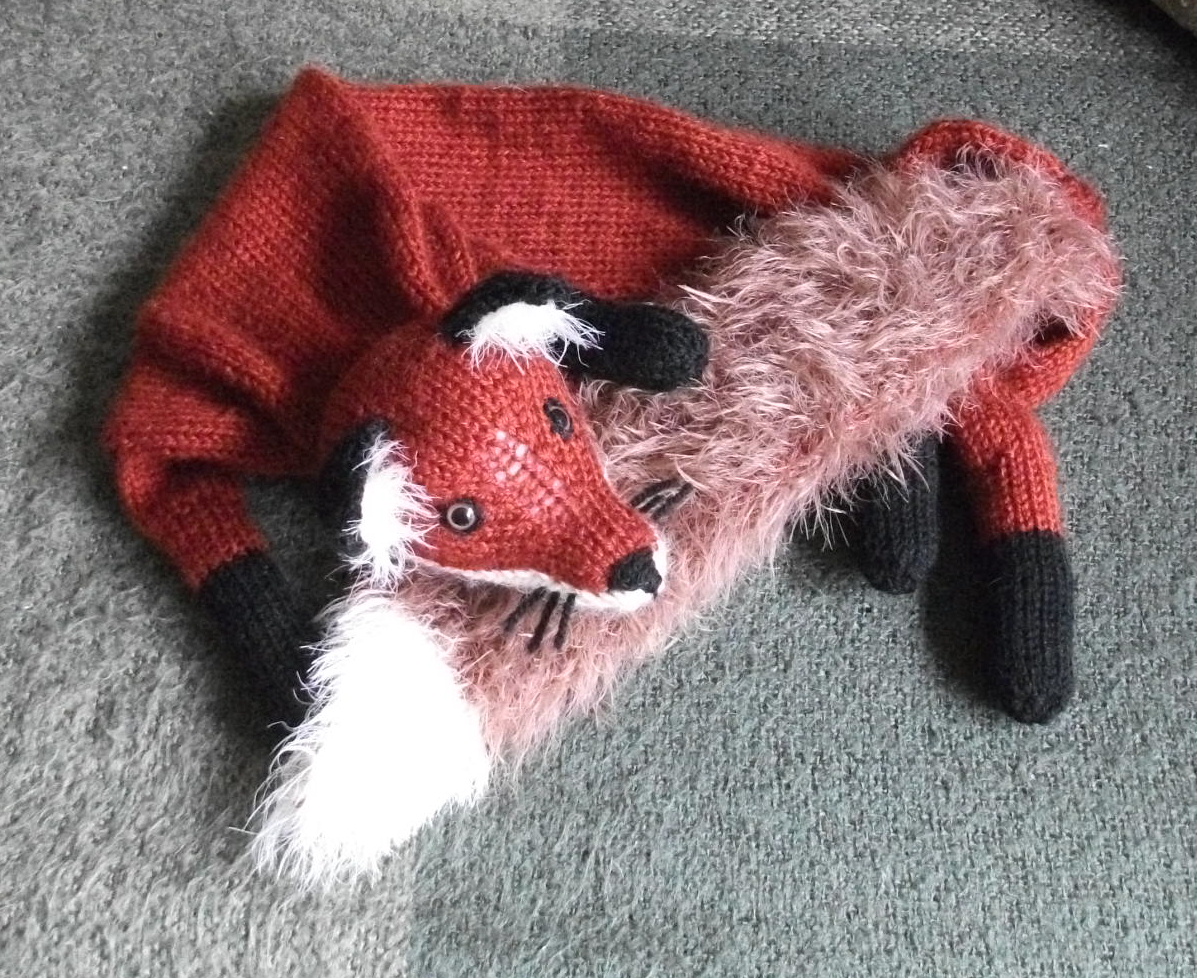 Knitographical: How to wear a dead fox