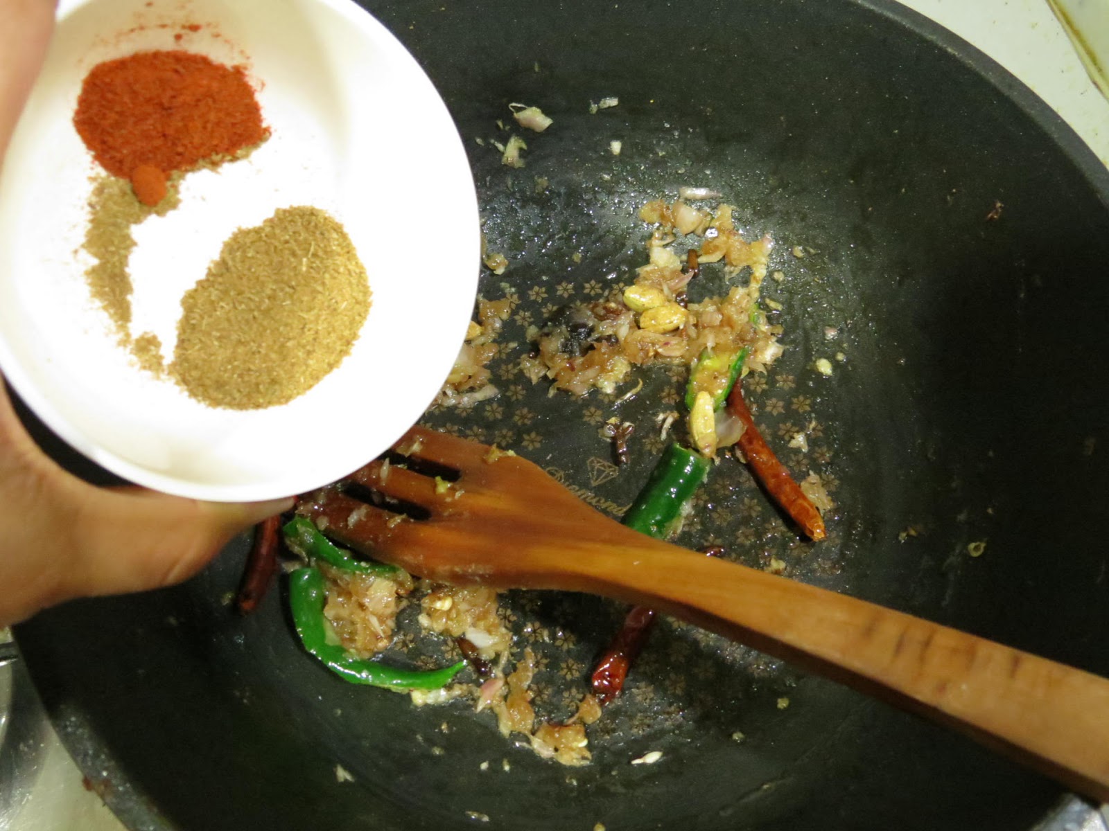 mittu cooking love: Pomfret Malai Curry (fish cooked in coconut gravy ...