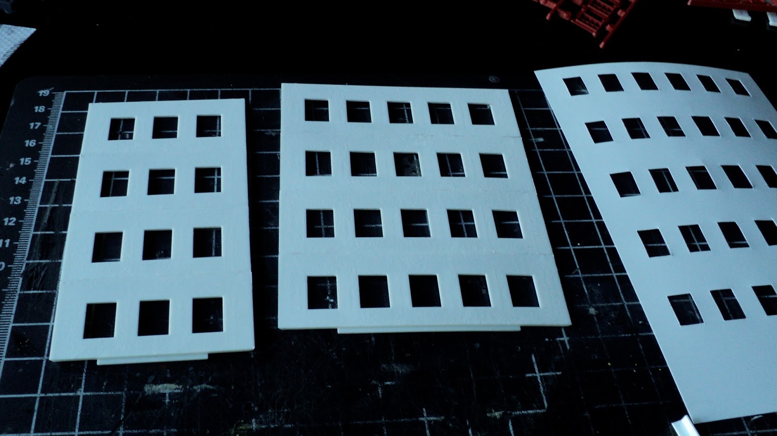 quinntopia - An N Scale blog: Model Power Kitbash: Triangular Building ...