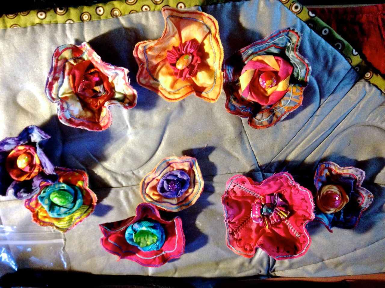 Jackie's Art Quilts: My 3D Flower Tutorial