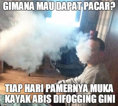 15 Meme Lucu 'Rokok Elektrik Vapor' Ini Nyindir Abis Gaya Ngebul Kekinian