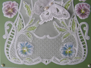 my cards: Открытка Пергамано (Парчмент) – Фиалки и бабочка.Card in ...