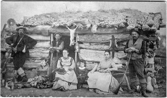 Sweethearts Of The West: Studying Pioneer Photos by Linda Hubalek