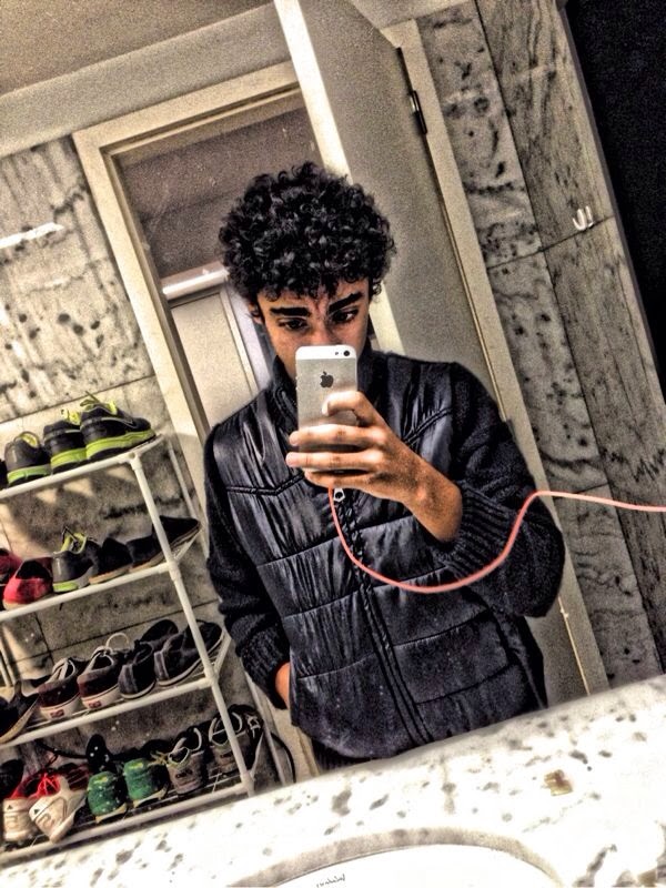 Eric Rodrigues-É Sempre A Mesma[Download Track] - Caála MuSic|| Caála City