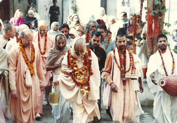 Sahajiya: Gaudiya Vaisnavism vs. Sahajiyaism