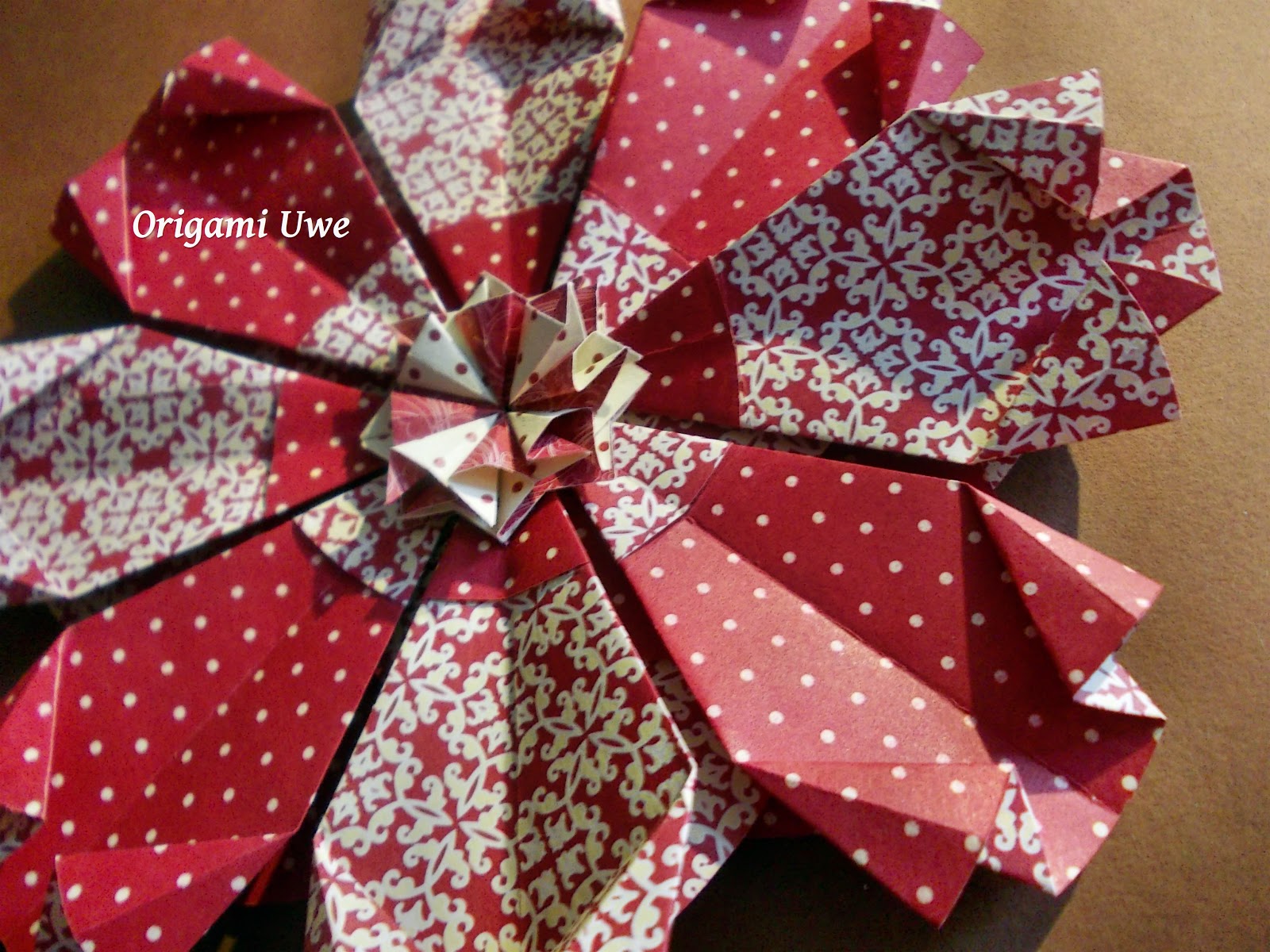 Origami, Fleurogami und Sterne : 8 Point Mandala