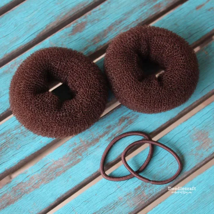 STAR WARS Princess Leia Buns Cosplay!