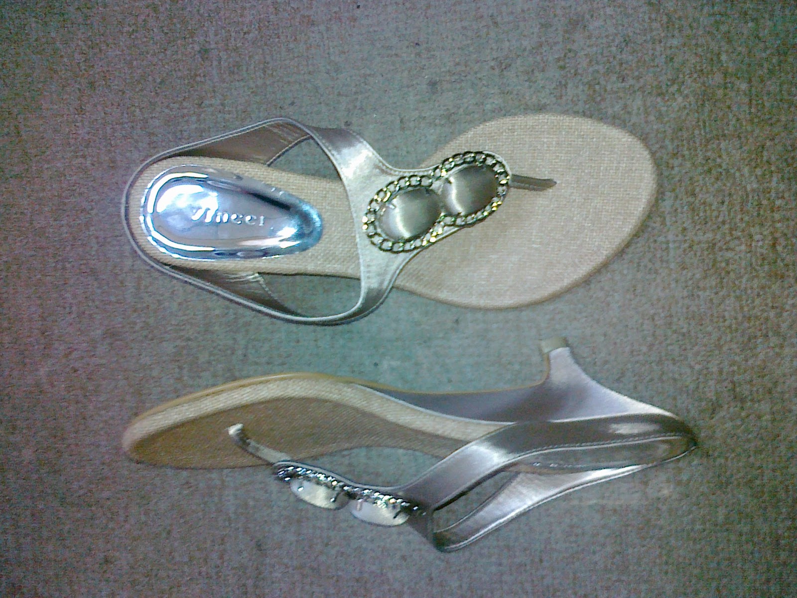 Jual Sepatu dan sendal Vincci