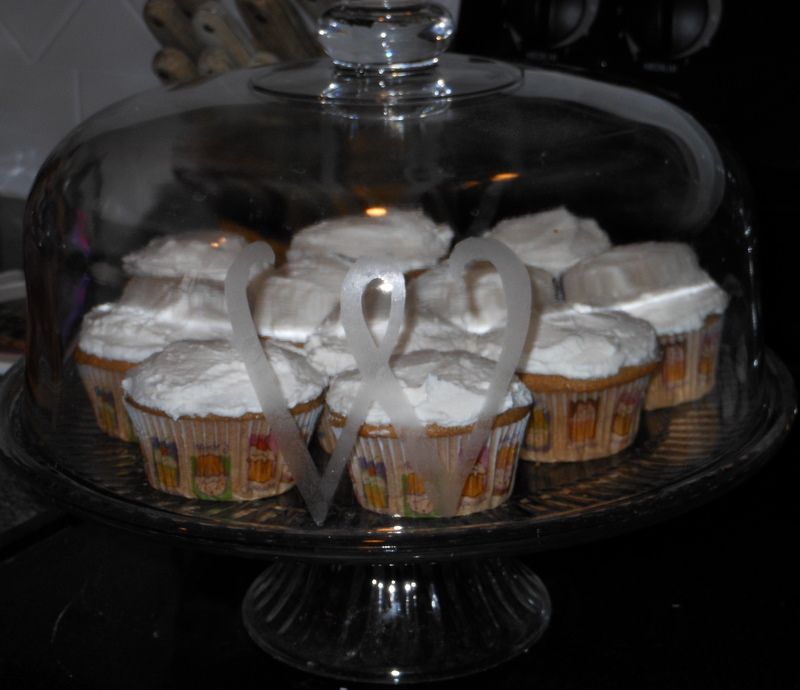 Who Makes Up This Craft?: An Etched Cake Plate Tutorial