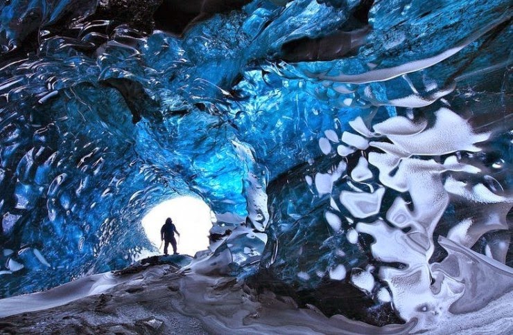 Top 10 Ice Caves in the World - Snow Addiction - News about Mountains ...