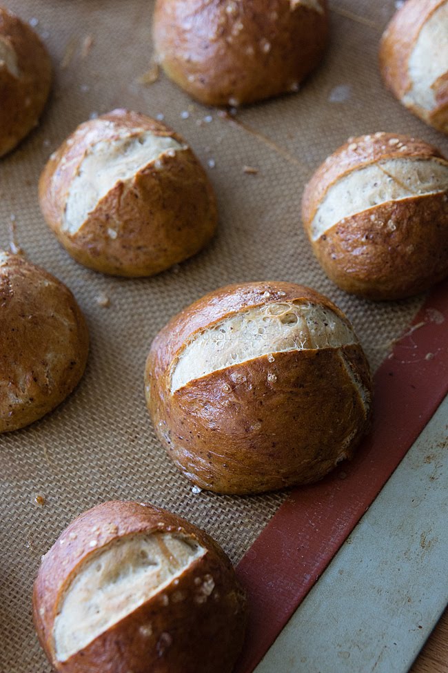 Pan de pretzel super suave - el gato goloso