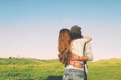 Beautiful hug | Pics World :)