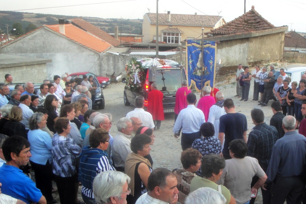 TRAVANCAS DA RAIA: Guida da Libânia partiu