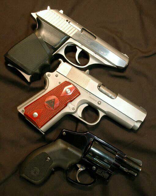 Pistola Detonics Combat Master | Armas de Fuego