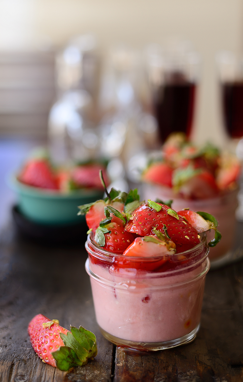 Turmeric n spice: Strawberry Rubdi - rich and creamy