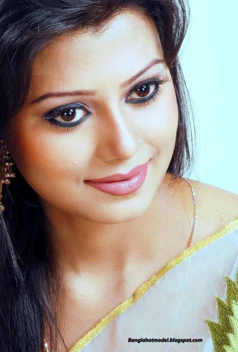 Classic Album of Tanzika Amin gallery 1 | Classic Album